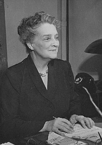 Elizabeth Dyer (University Archives) - Fraternity History ...