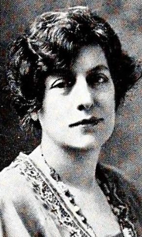 Laura Kuykendall, Delta Delta Delta, #NotableSororityWomen, #WHM2022 ...